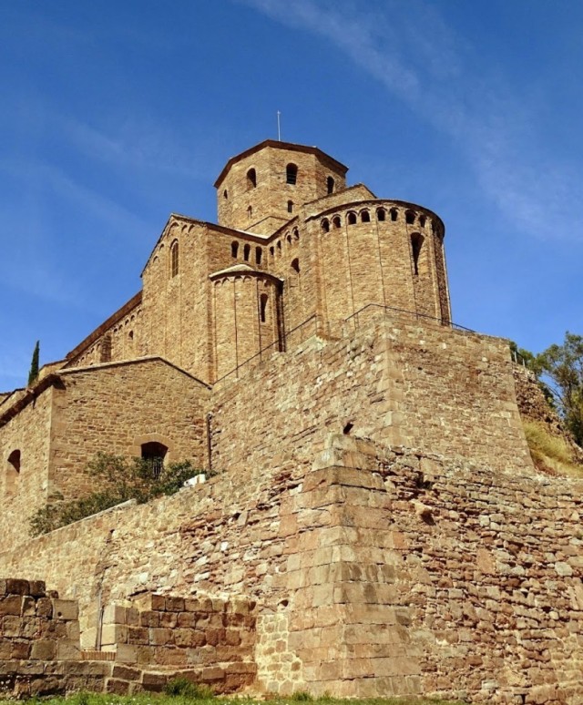 Hotel Boutique Bremon | History and culture